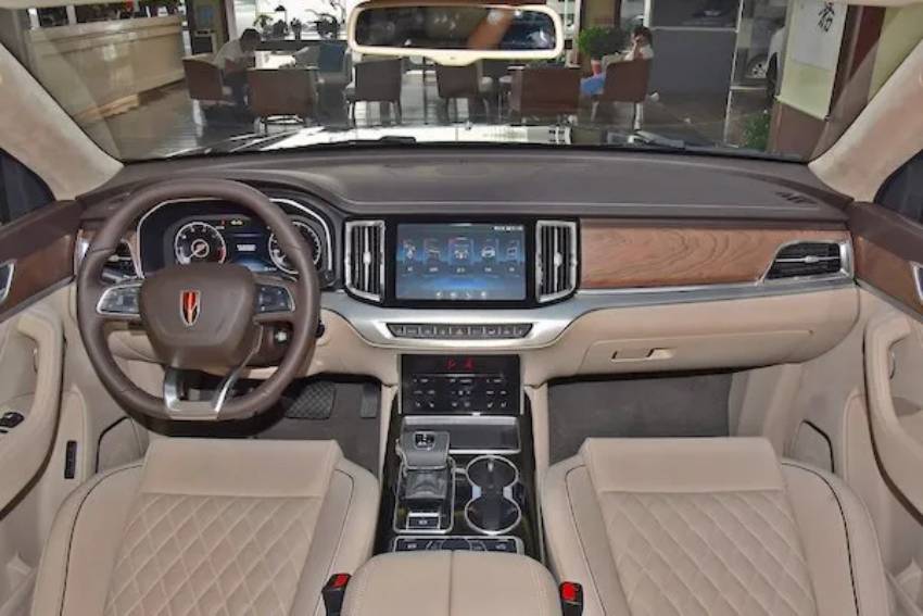 StriveME - أبرز الفروقات بين هونشي اتش اس 5 وهونشي اتش اس 7